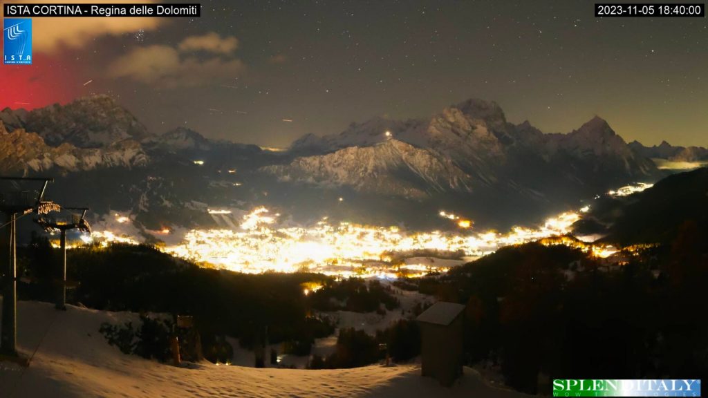Aurora boreale visibile in Italia in questo momento! Le prime ...